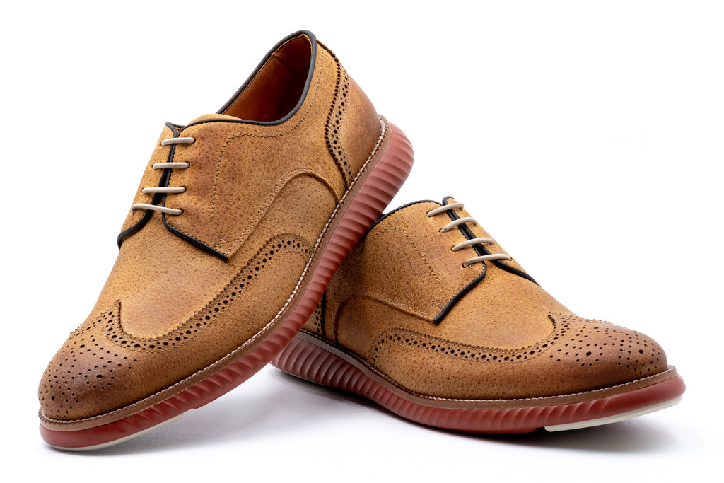 Countryaire Water Buffalo Wingtip - Saddle | Martin Dingman